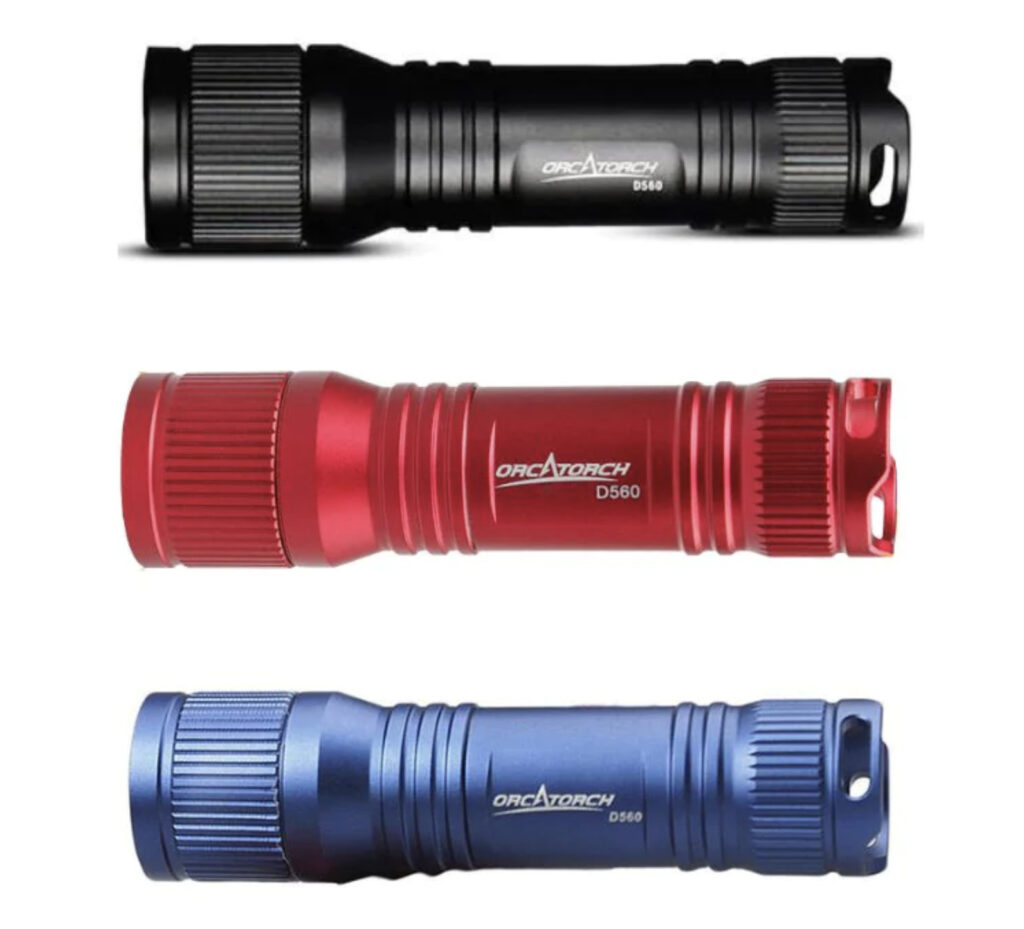 OrcaTorch D560 Mini Backup Diving Light – 700 Lumens, 134 Metres | LED ...
