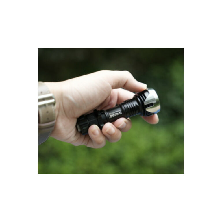 Manker Striker Mini Tactical Flashlight – 635 Lumens, 430 Metres | LED ...