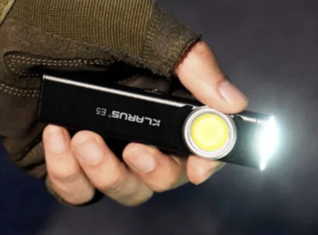 Klarus E5 Rechargeable EDC Tool Light with Magnetic Base – 470 Lumens ...